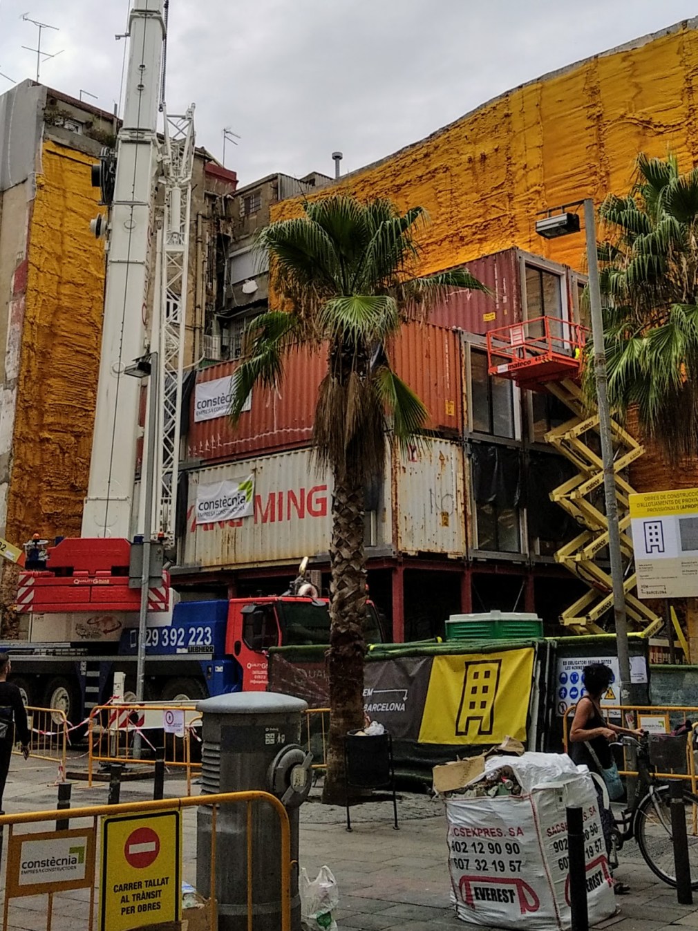 Circular Container Housing – Criticalista